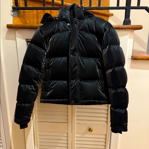 Jackets & Coats | Superpuff Aritzia Black Puffer 2xs Great Condition ...